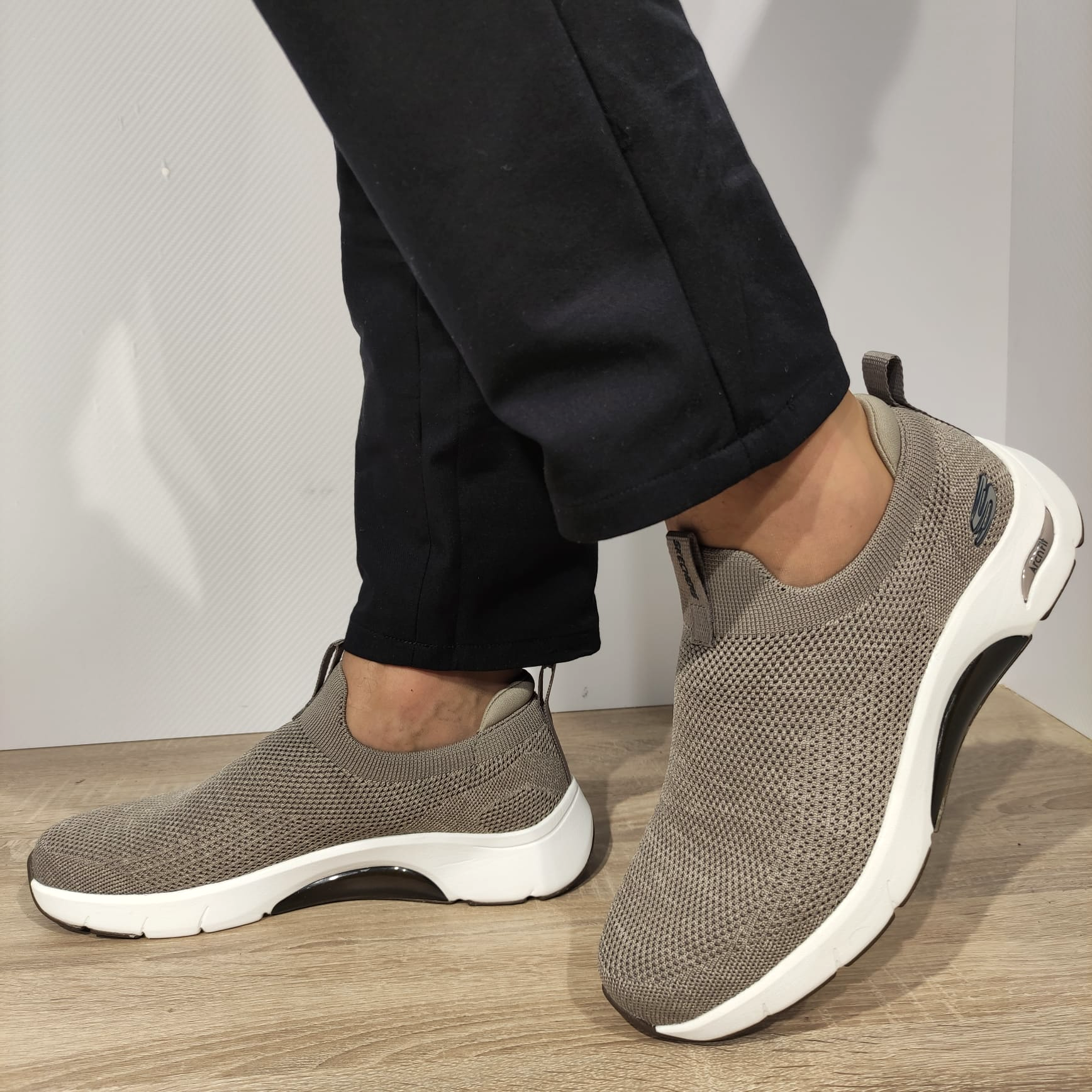 PANTOFI SPORT BARBATI SKECHERS 232558 TPE – TotalPantofi.ro